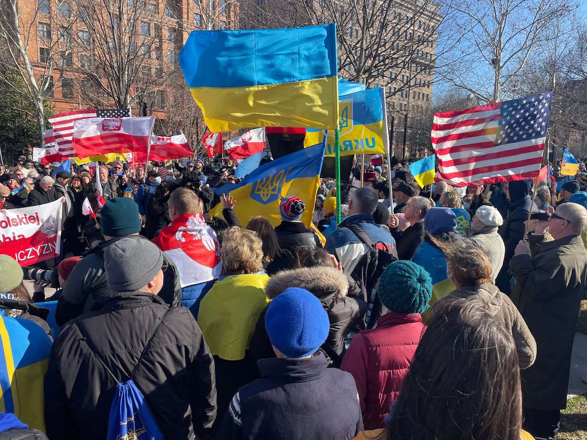 10+ ways to help Ukraine — including worthy causes to donate to